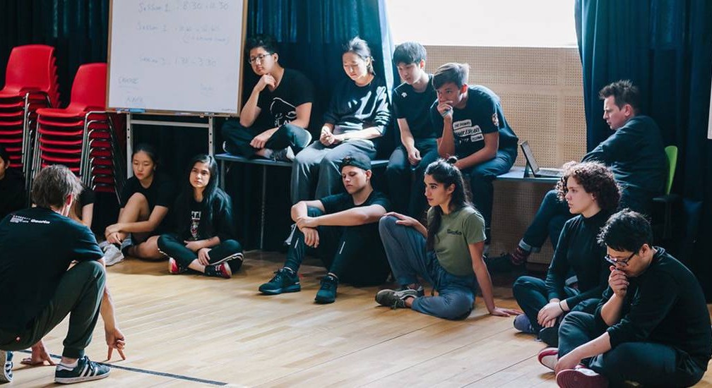 Learn to communicate without words with Gecko | Dulwich College ...