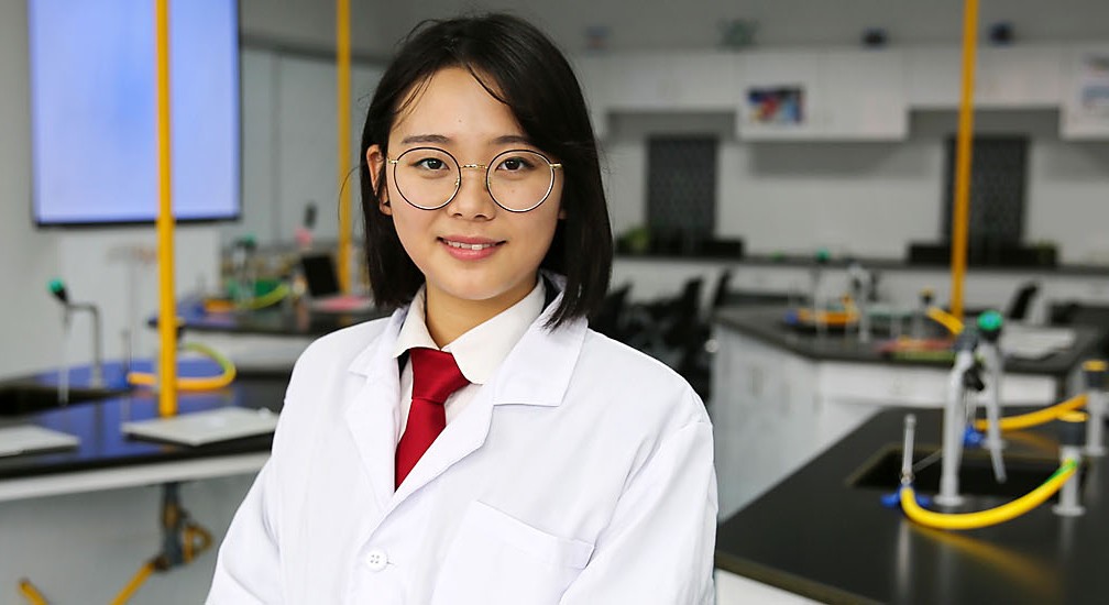Echo Xu to Study Bio Chemistry at Rochester University | Dulwich ...