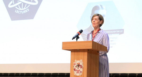 The Hon. Shackleton Meets DCB Students | Dulwich College Beijing