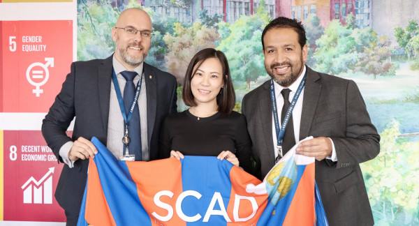 探索职业选择的广阔世界: SCAD代表造访德威浦西 | 上海德威外籍人员子女学校（浦西）